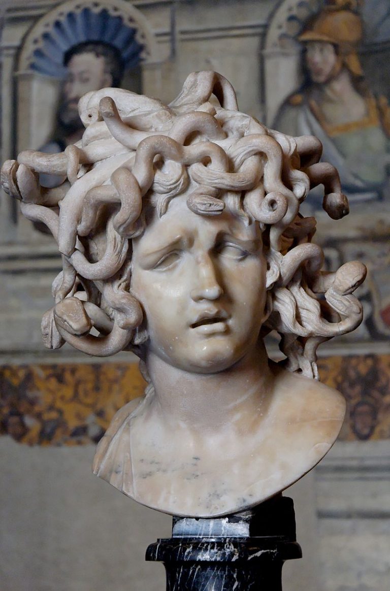Medusa ve Gorgonlar (Yunan Mitolojisi) – Özhan Öztürk Makaleleri